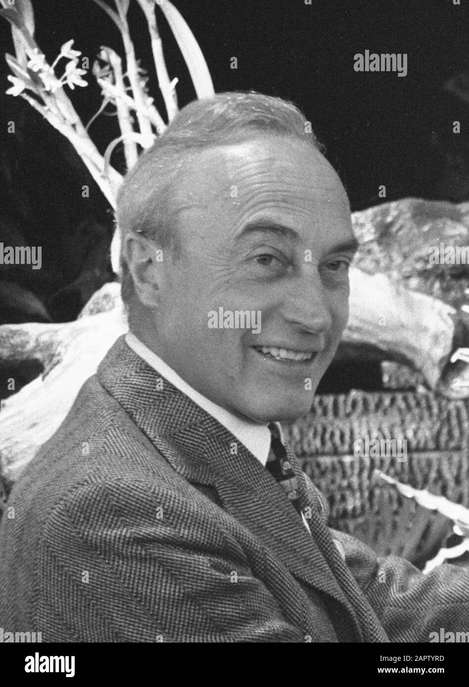 Historian research Black and White Stock Photos & Images - Alamy