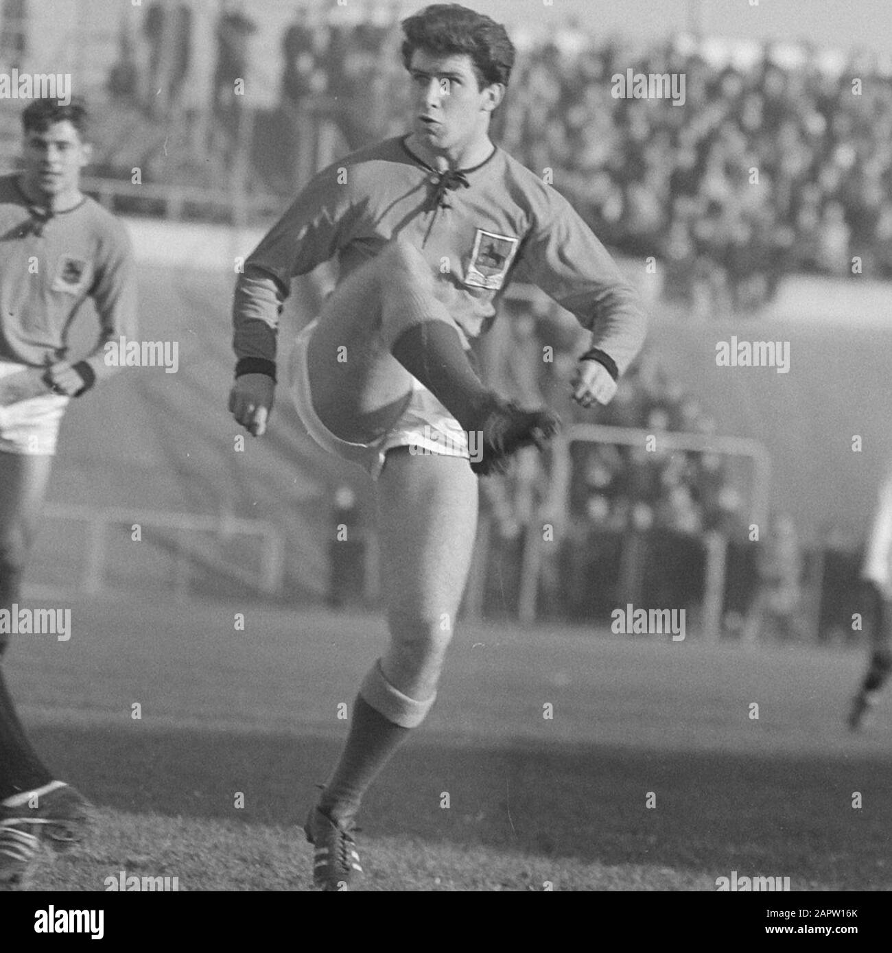 Leg 2 Black and White Stock Photos & Images - Alamy