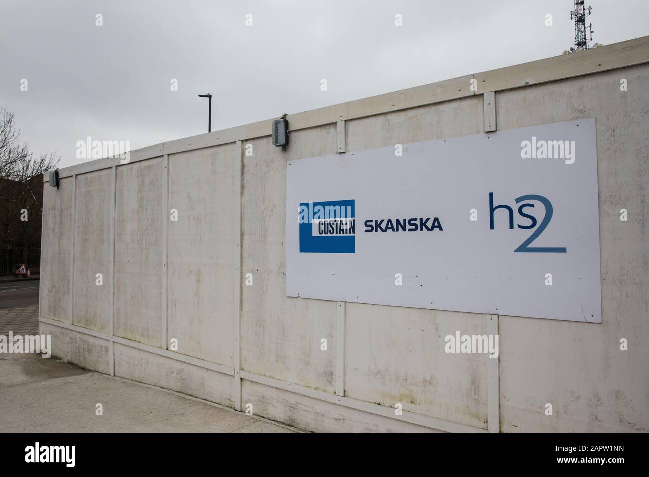 Hs2 construction site sign hi-res stock photography and images - Alamy