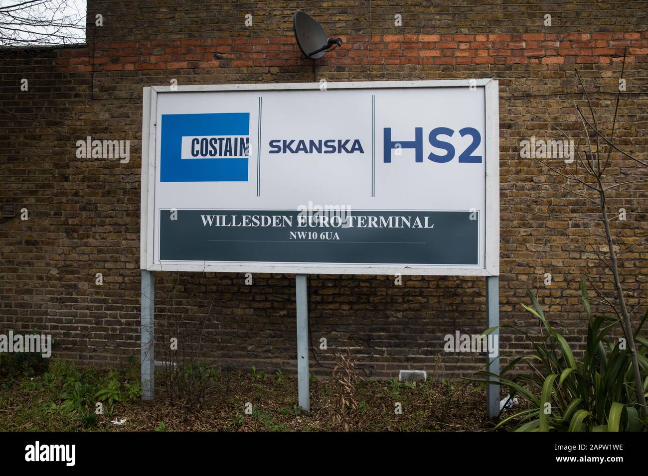 Willesden euro terminal hi-res stock photography and images - Alamy