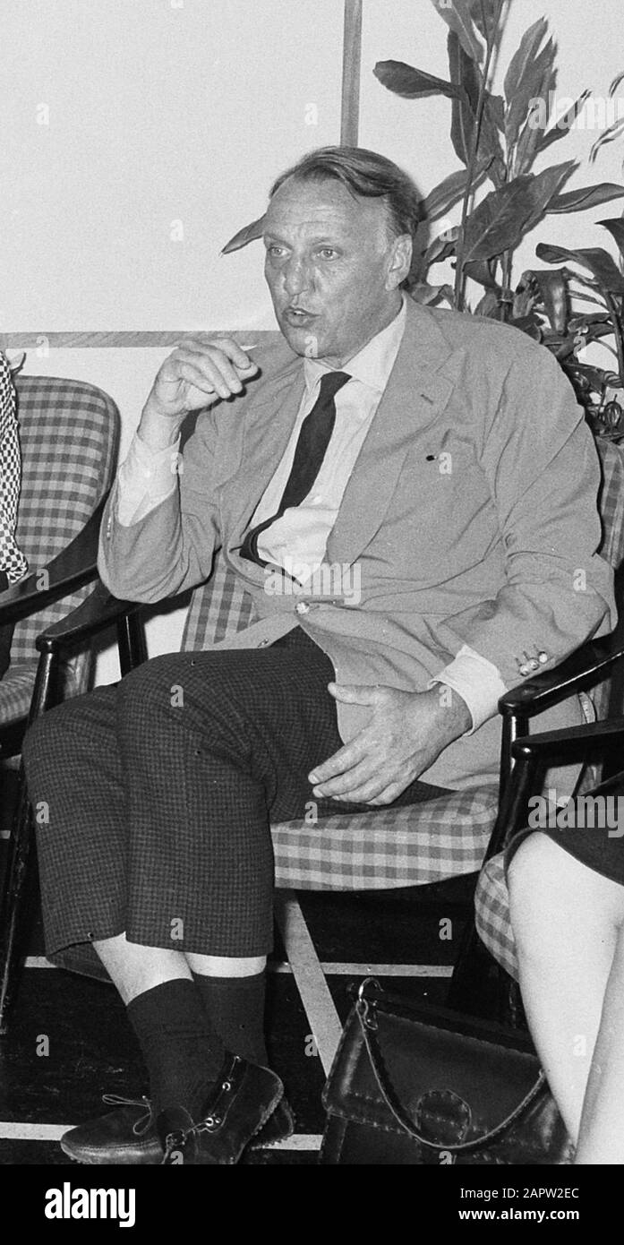 Modesty Blaise film by American Joseph Losey. Film recordings in ...