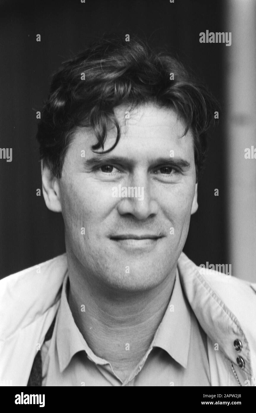 TV game The insight of the Vara Jules Hamel, actor Date: November 4 ...