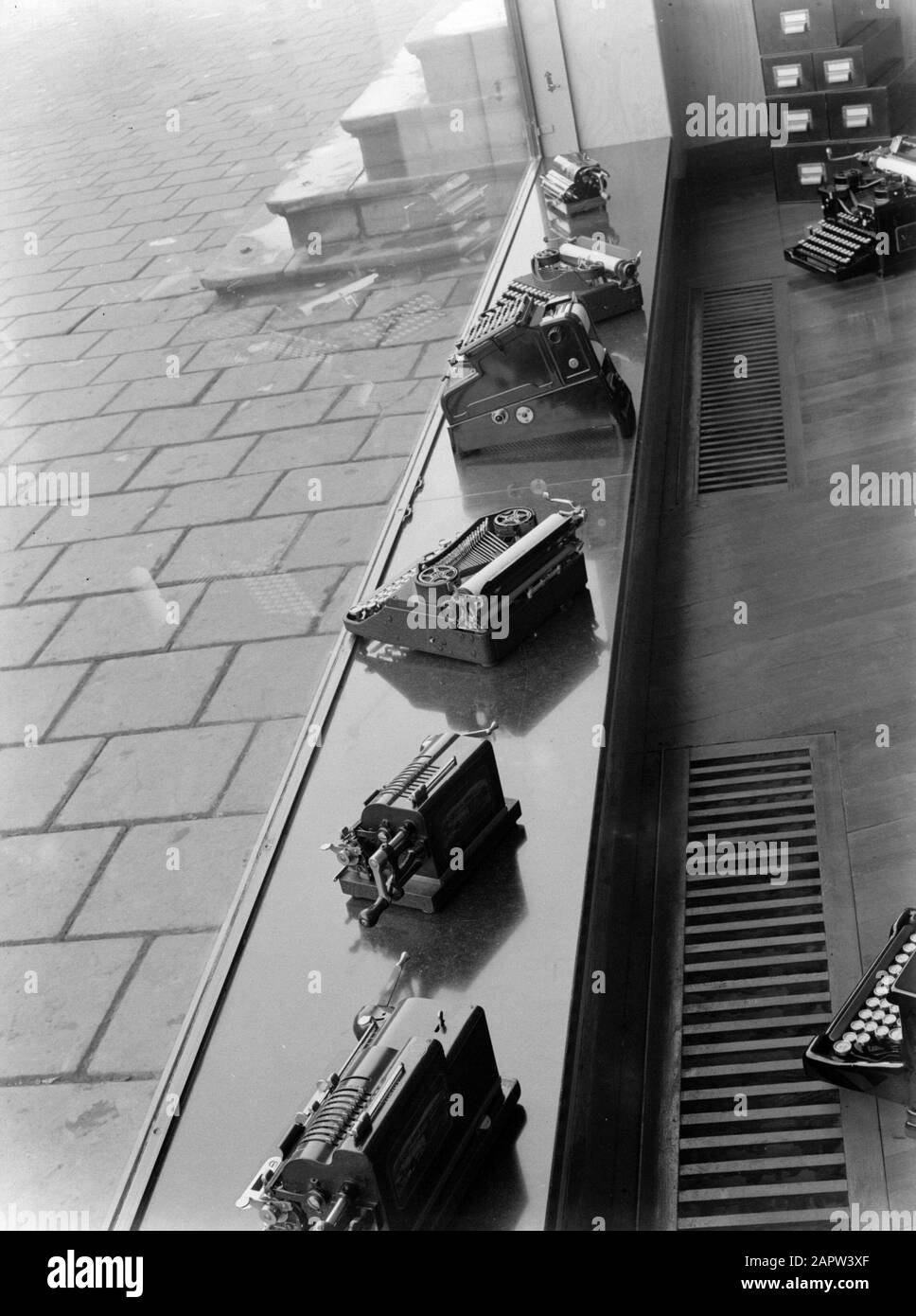 Vintage supplies shop Black and White Stock Photos & Images - Alamy