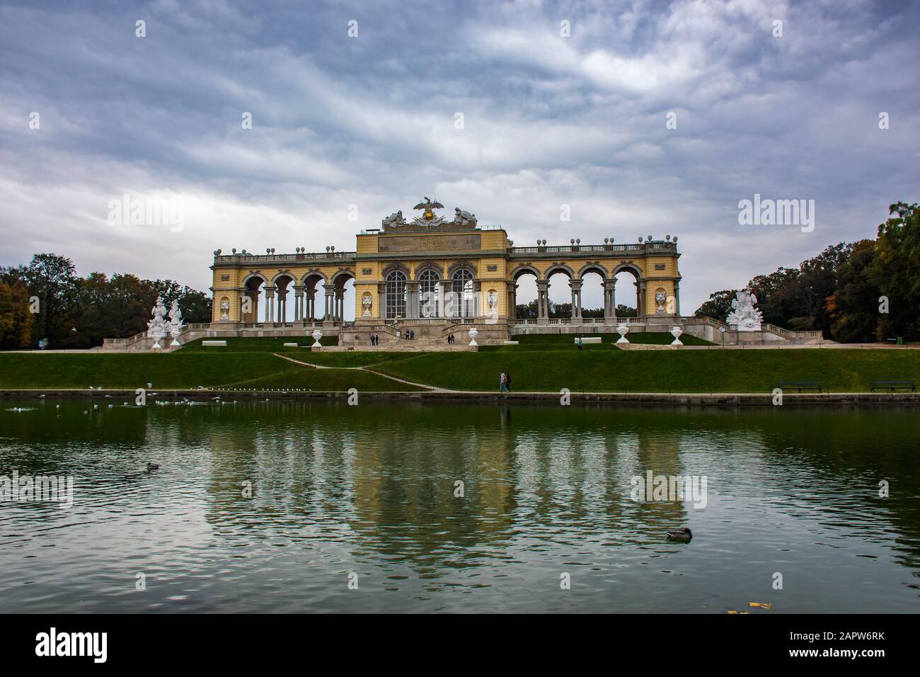 Viena castle hi-res stock photography and images - Alamy