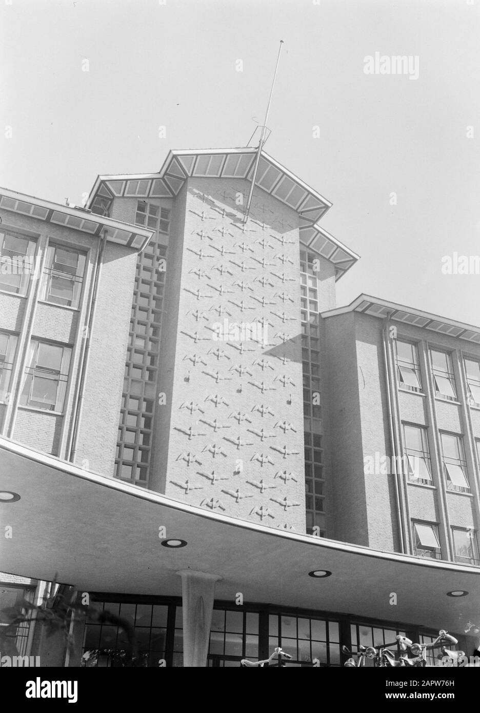 KLM headquarters in The Hague Annotation: The office was designed by ...