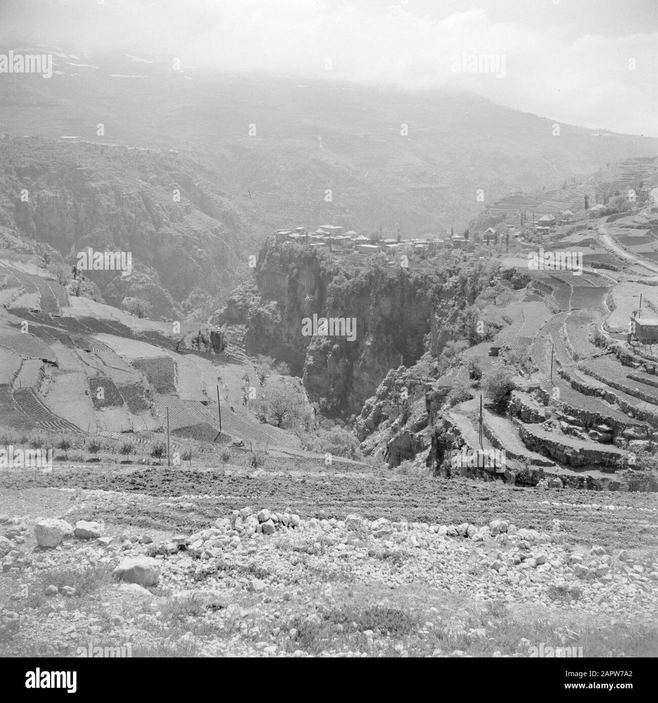 Kadisha gorge hi-res stock photography and images - Alamy
