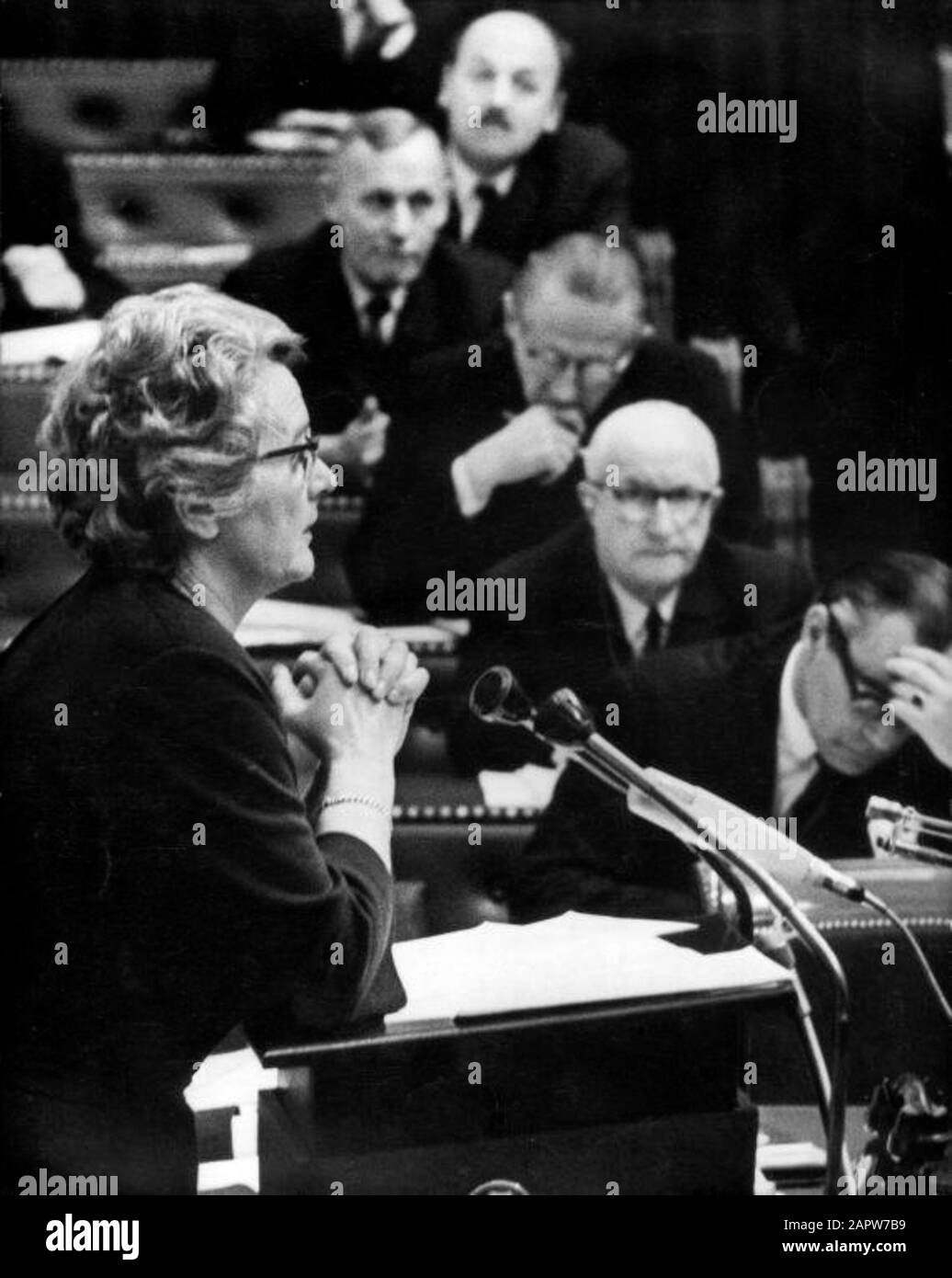 17 january 1967 Black and White Stock Photos & Images - Alamy