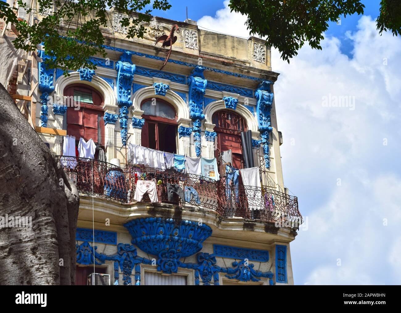 Traditional house in La Habana, Cuba, Old Habana Stock Photo - Alamy Traditional house in La Habana, Cuba, Old Habana Stock Photo - Alamy