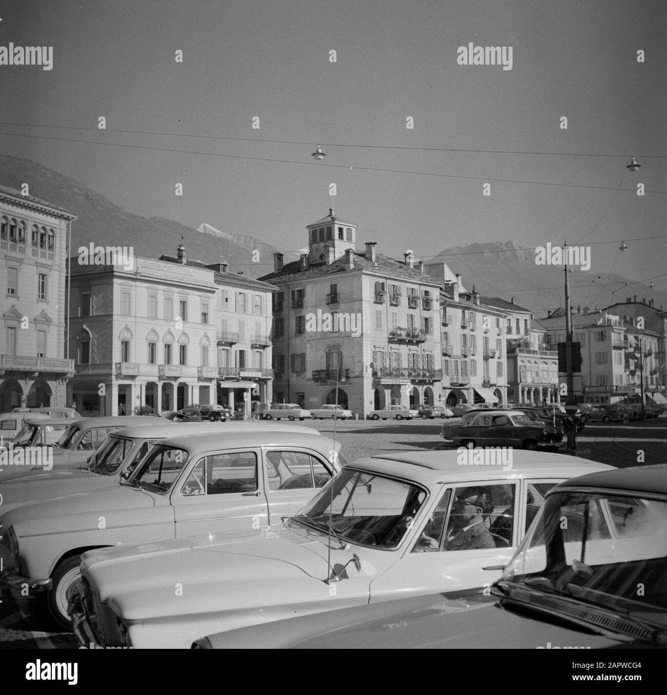 Main street cars on Black and White Stock Photos & Images - Alamy