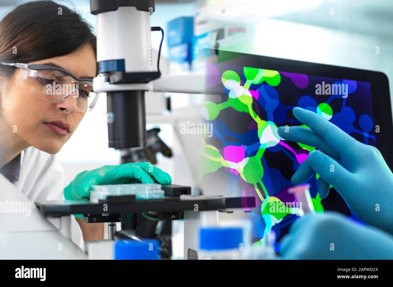 Female biotechnology hi-res stock photography and images - Alamy