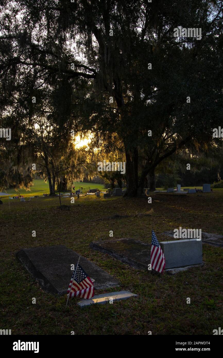 Tombstones graveyard sunset hi-res stock photography and images - Alamy