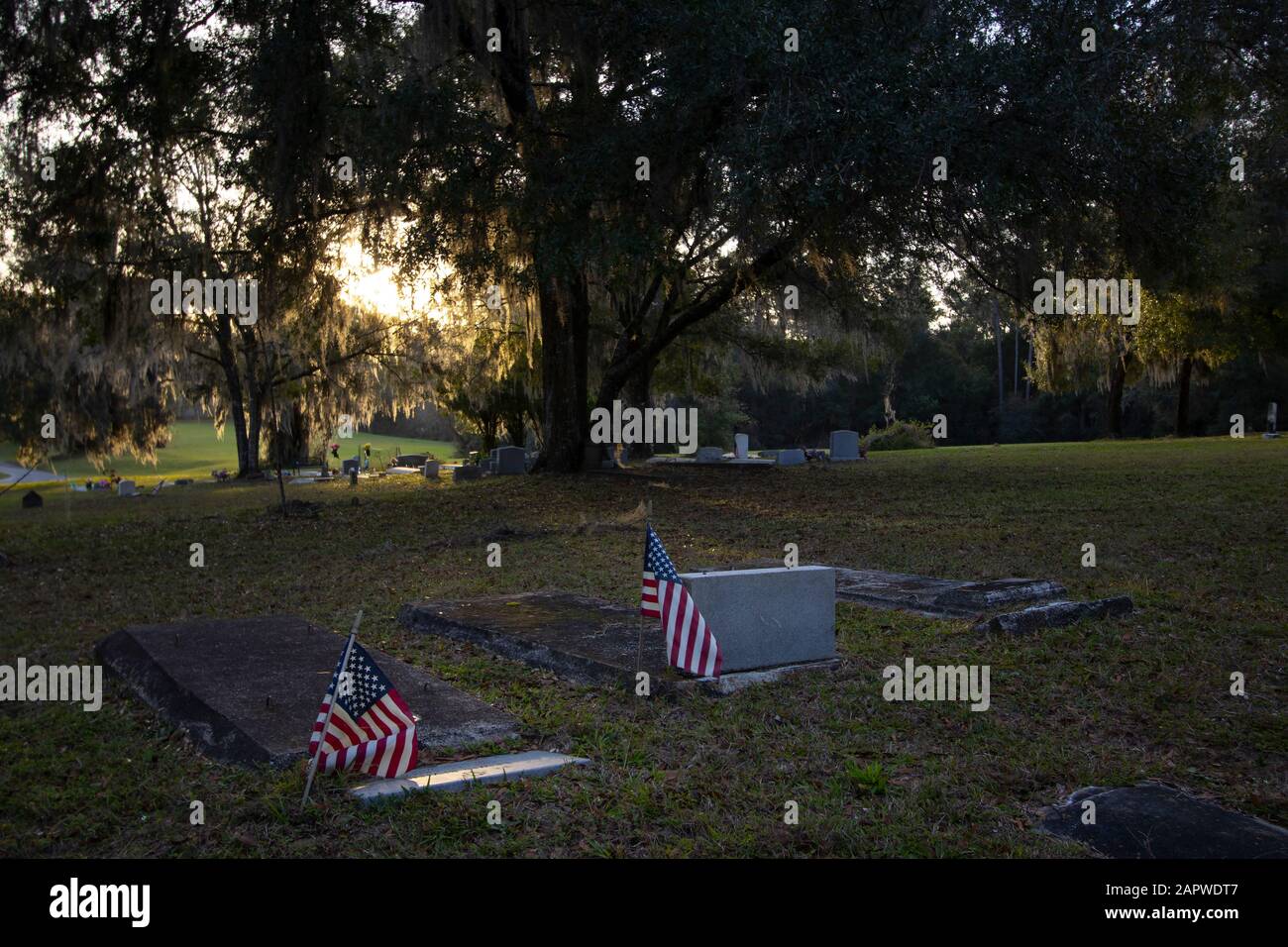 Tombstones graveyard sunset hi-res stock photography and images - Alamy