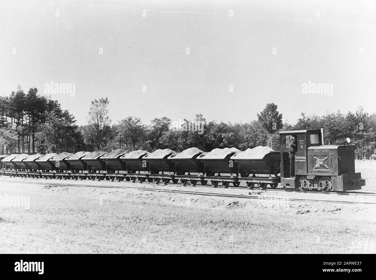 Narrow gauge Diesel locomotive V1 of Schälerbau Berlin, built by ...