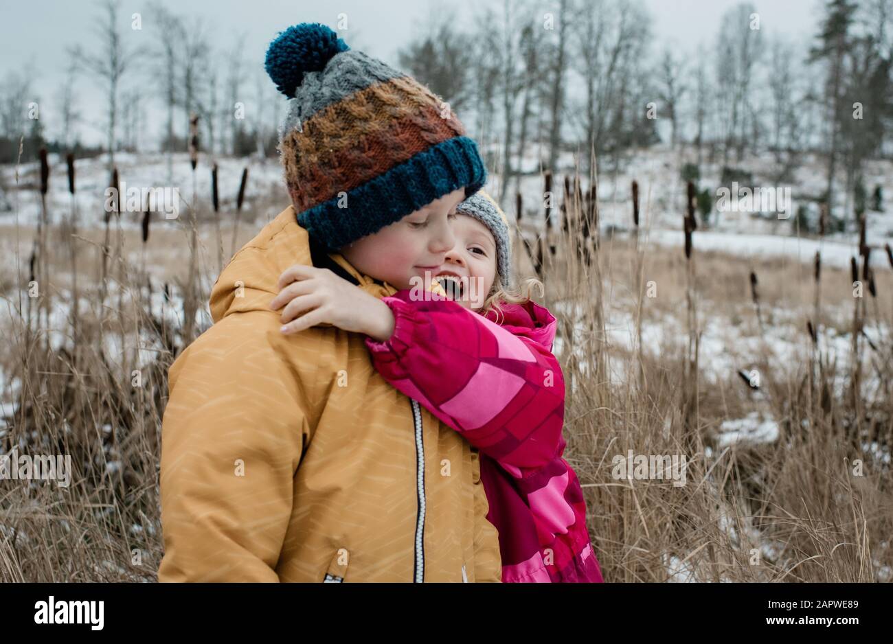 Kids playing outside in spring hi-res stock photography and images - Alamy