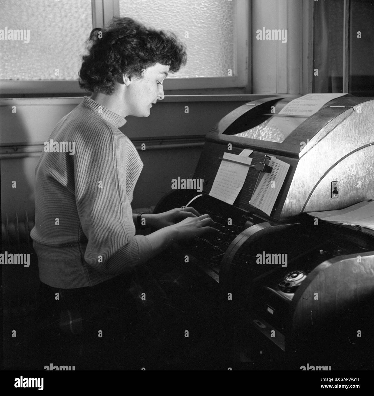 Telex machine hi-res stock photography and images - Alamy
