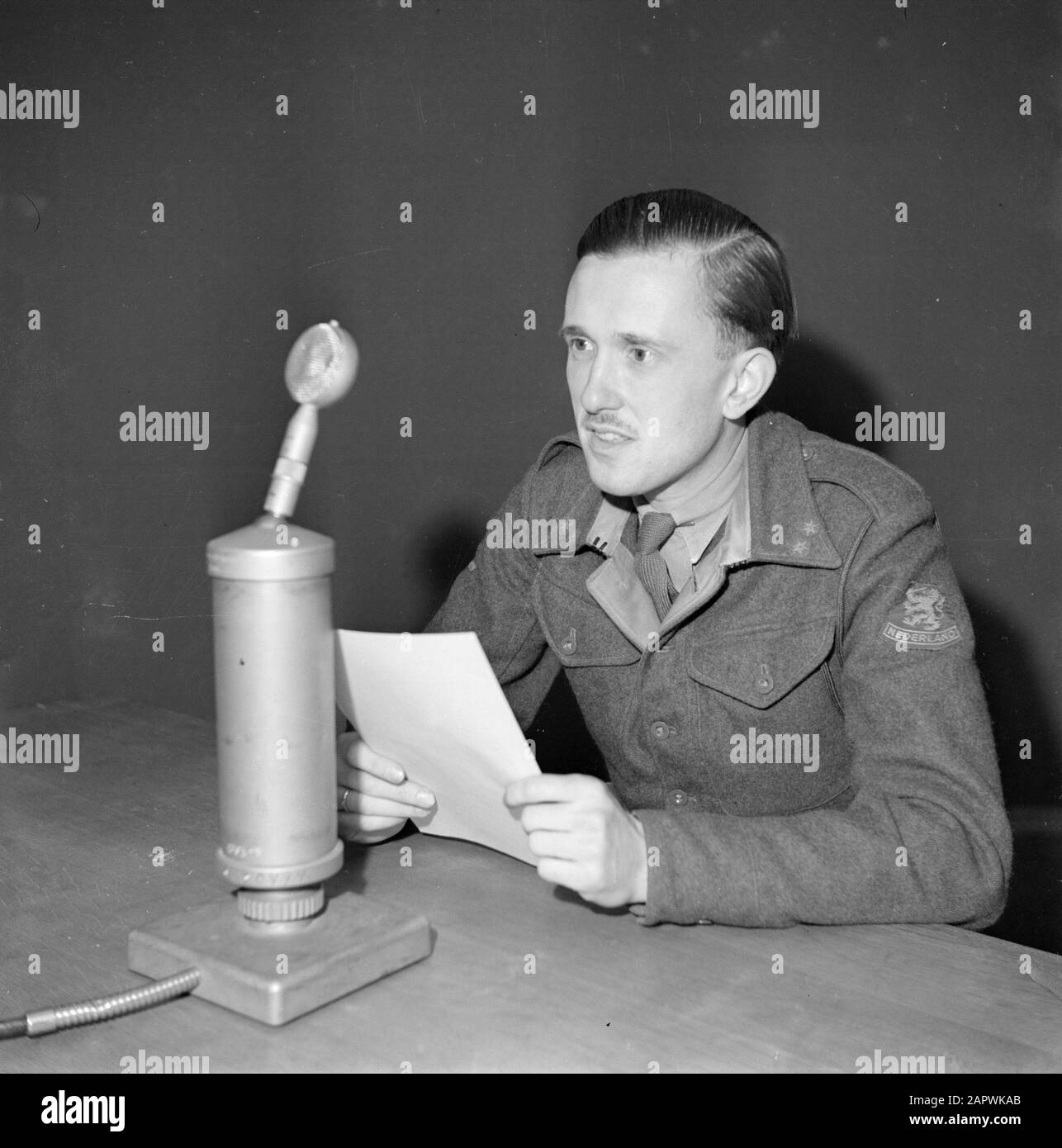 Military in a radio studio Date: undated Keywords: microphones ...