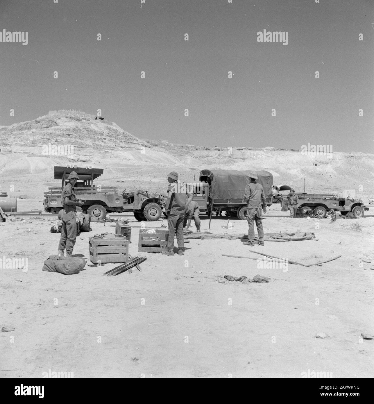 Israel negev desert january Black and White Stock Photos & Images - Alamy