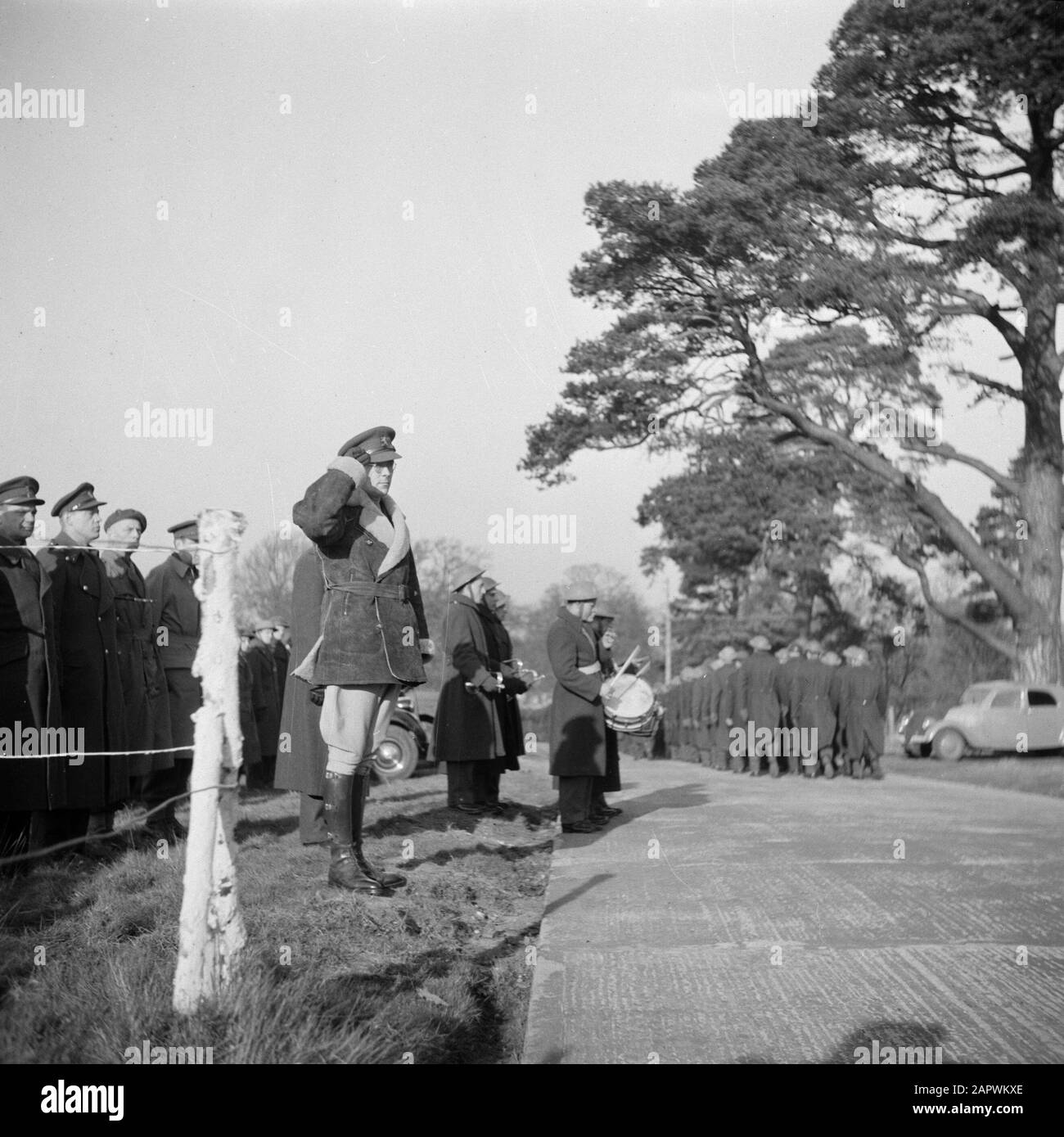 Prince Bernhard visits Dutch troops at their army base in Great Britain ...