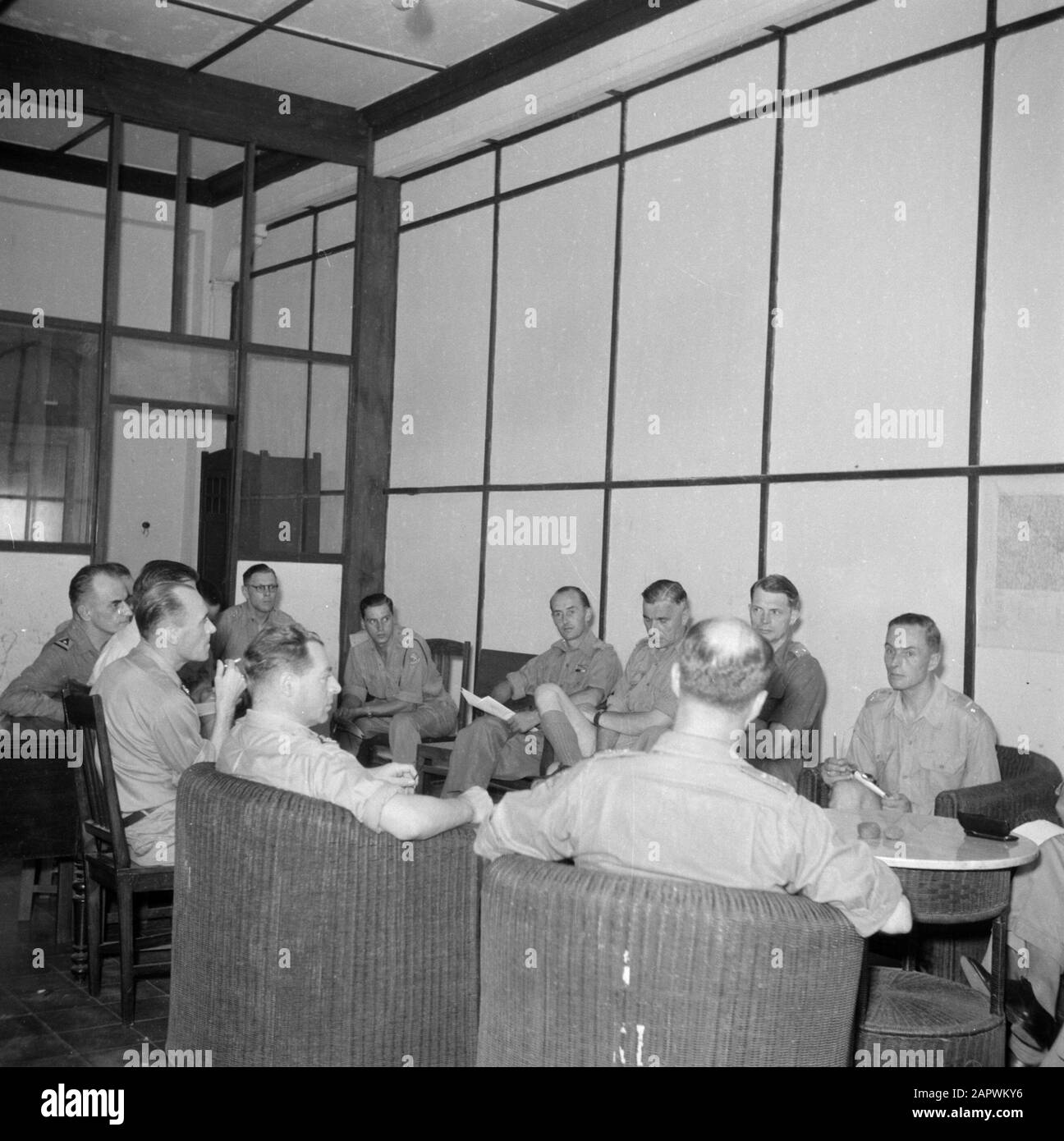 War meetings hi-res stock photography and images - Alamy