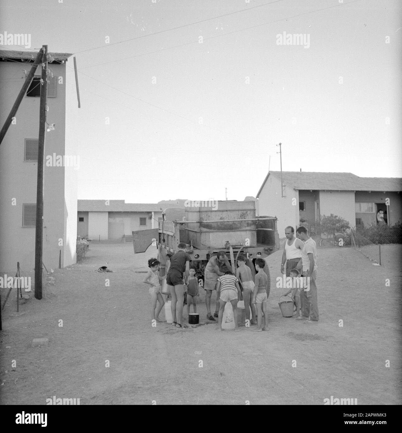 Mobile in water Black and White Stock Photos & Images - Alamy