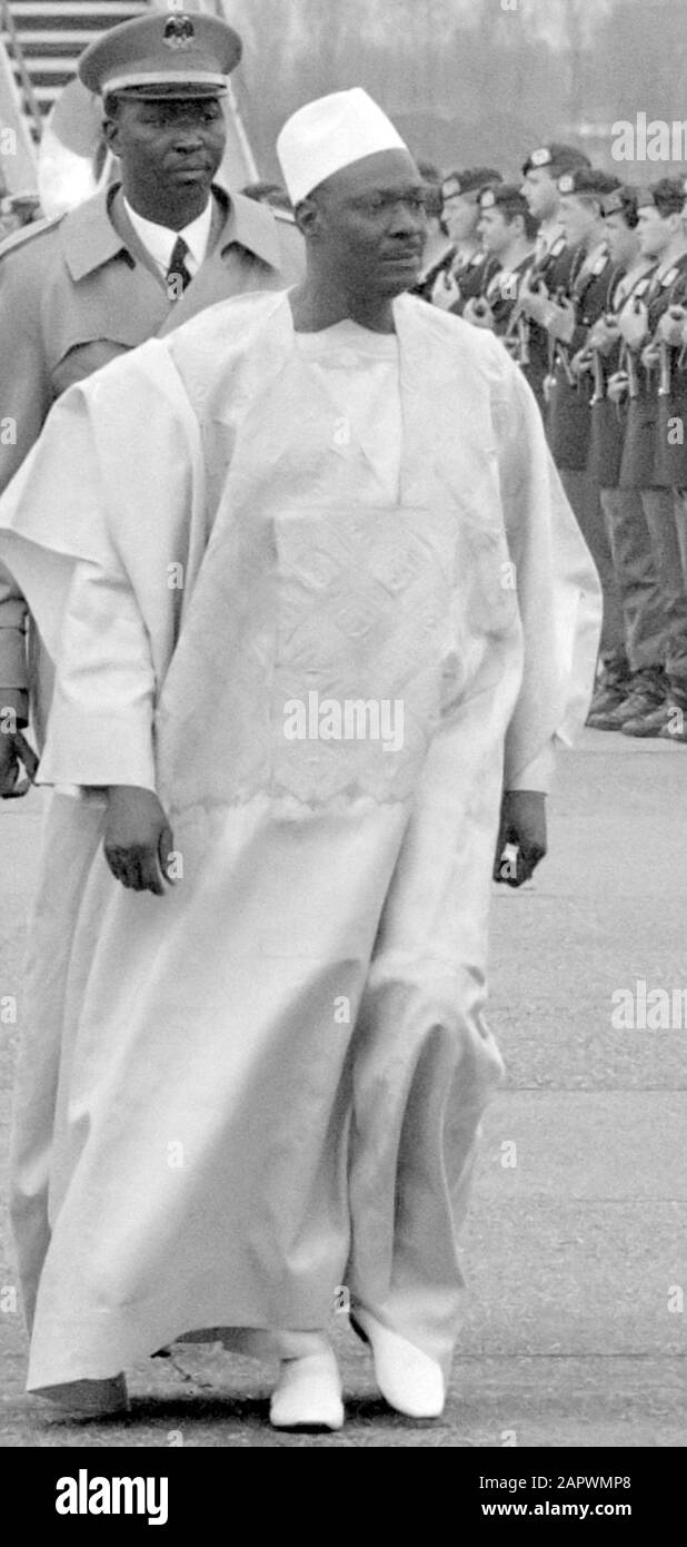 President moussa traore hi-res stock photography and images - Alamy