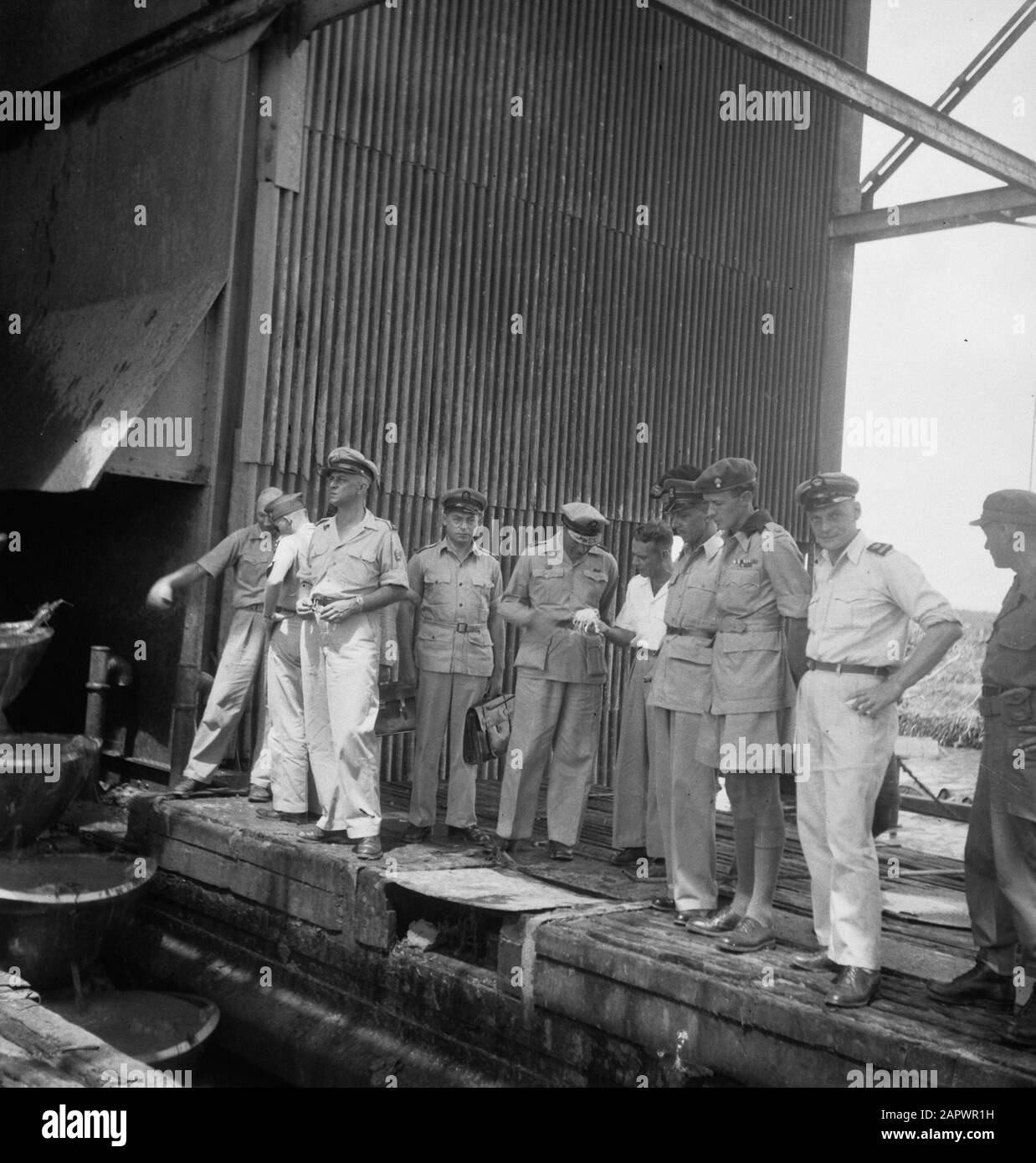 General Spoor in Palembang:posts in West Sumatra Date: 1947/01/01 ...