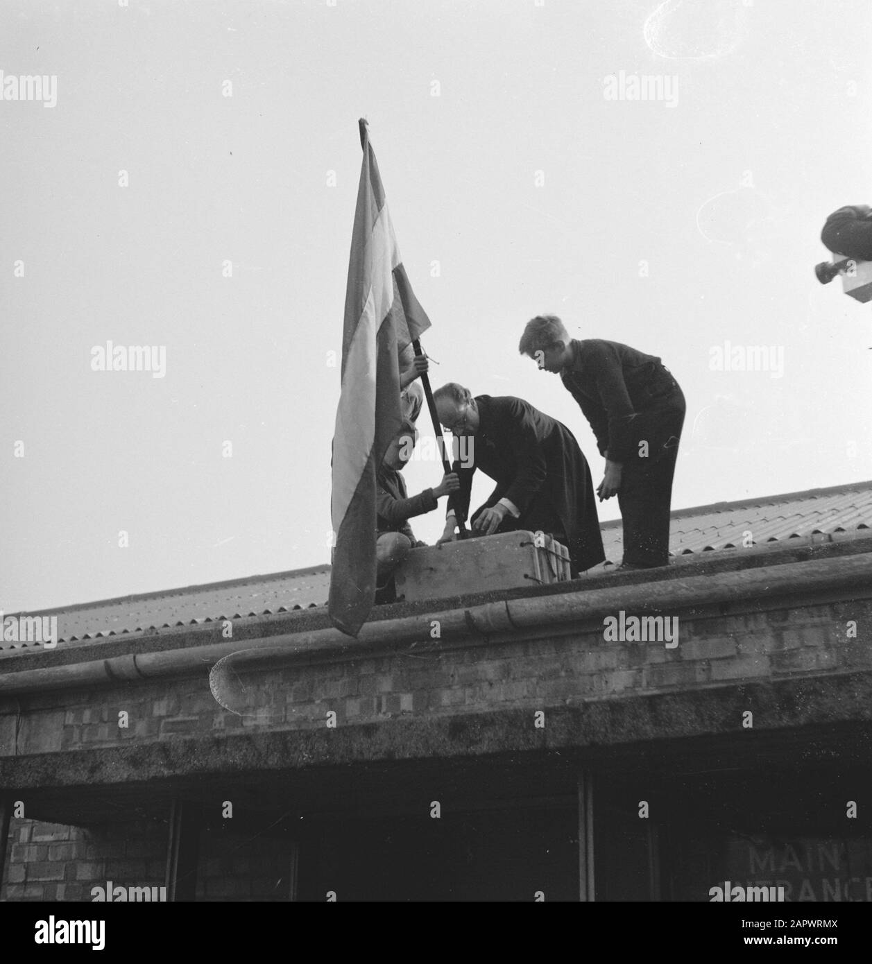 English flag queen Black and White Stock Photos & Images - Alamy