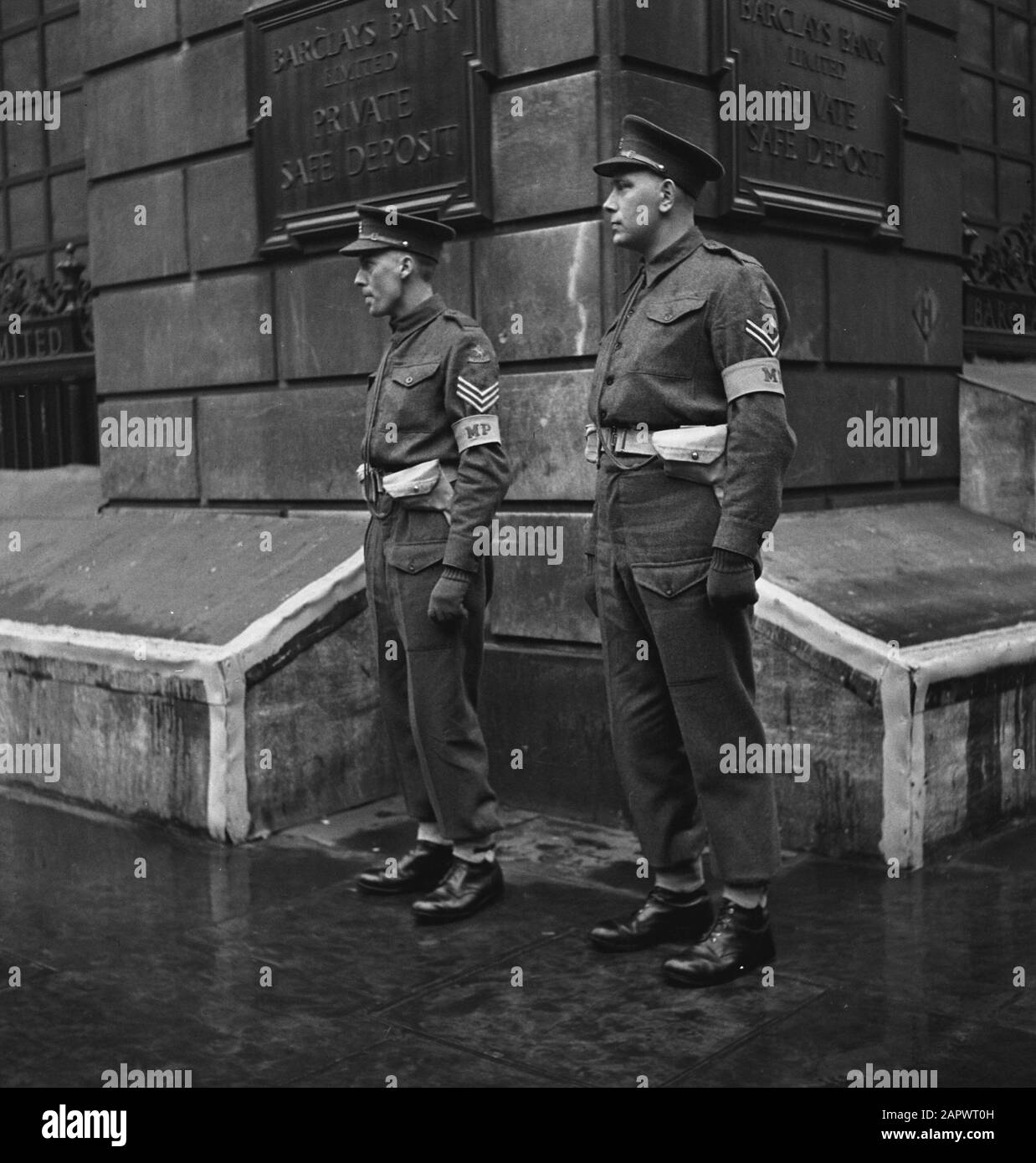 World bank building in Black and White Stock Photos & Images - Alamy