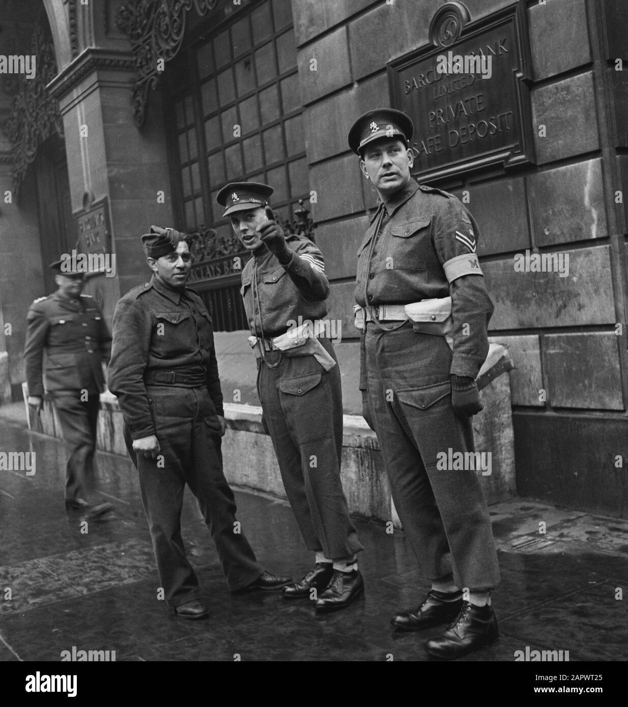 HIE [Holland in England]/Anefo London series Dutch soldiers in England ...