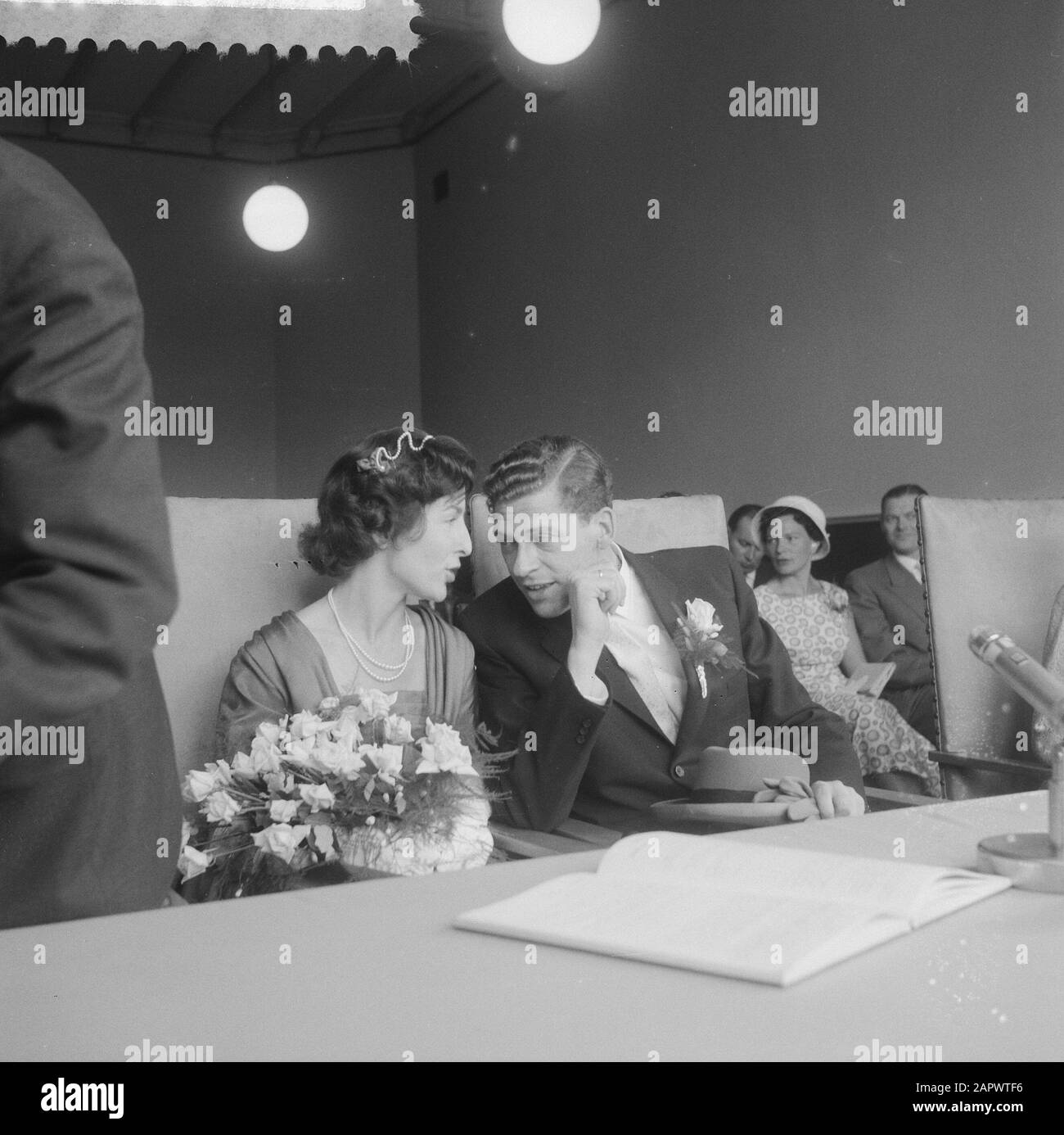 Marriage Ilse Wessel en Jaap Dubbelboer te Baarn Date: 15 July 1959 ...