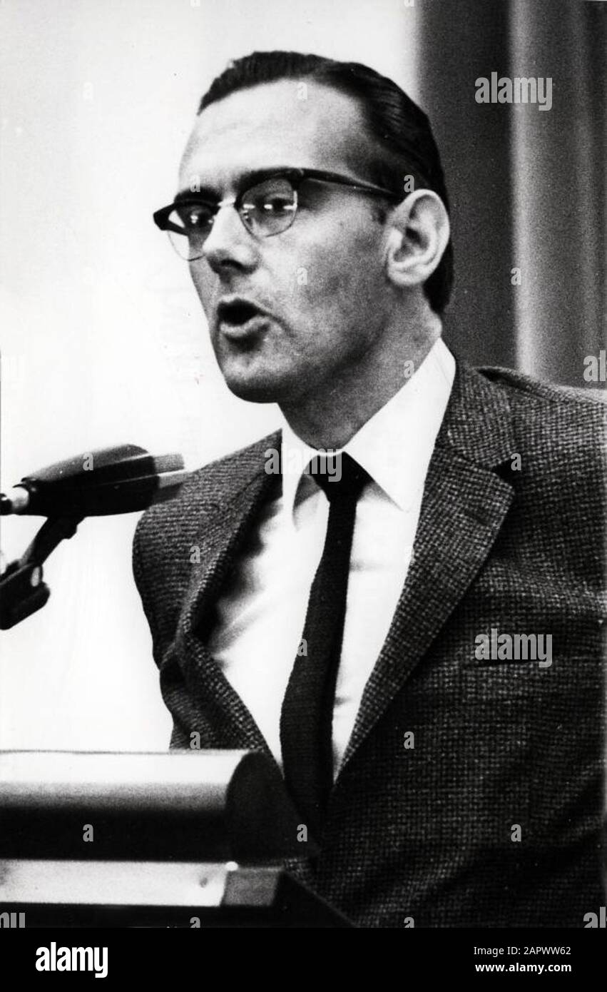 H.A.C.M. Notenboom, financial expert of the KVP in the House of ...