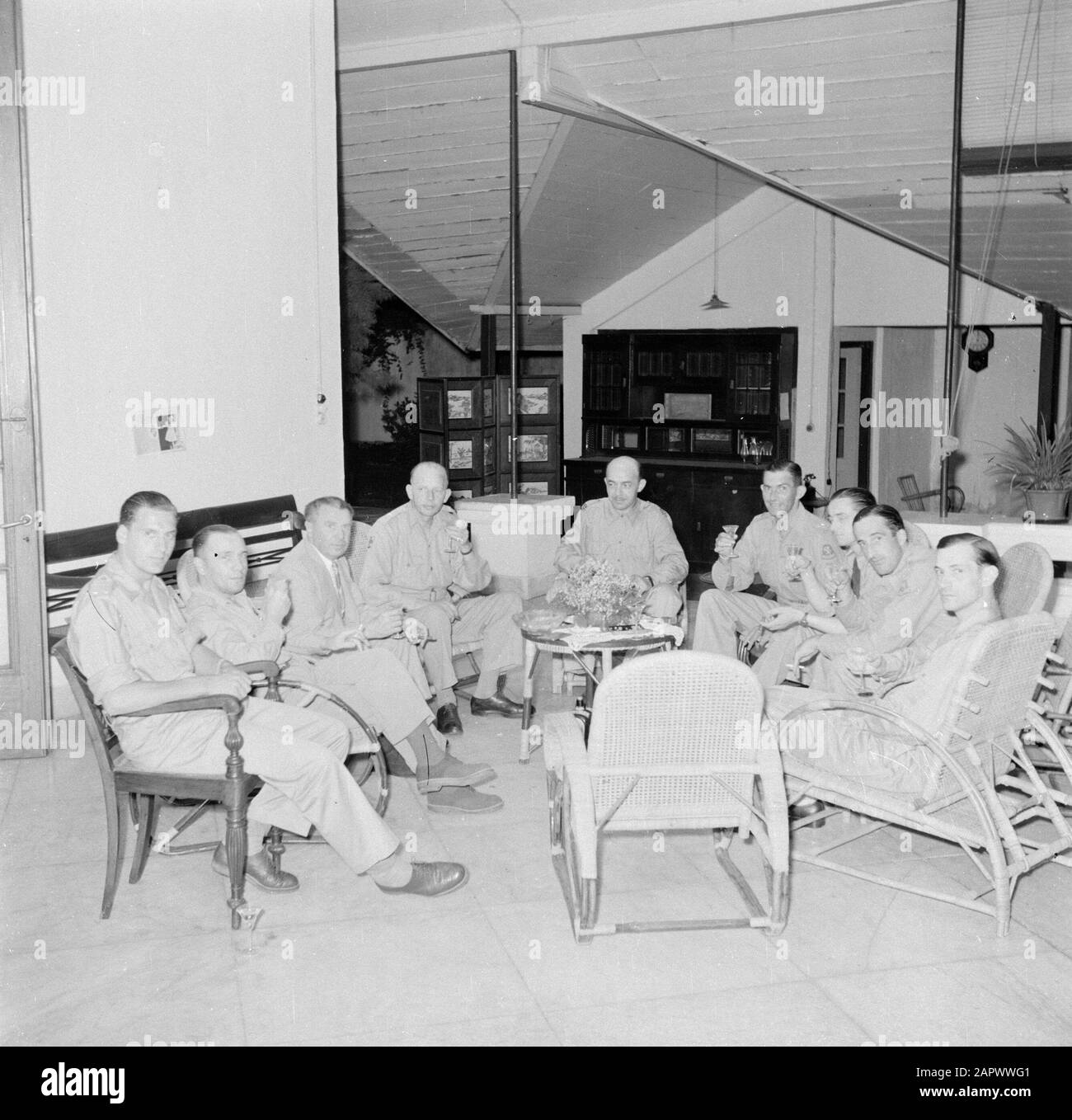 War volunteers in Malacca and Indonesia Officers in a salon Date: 1946 ...