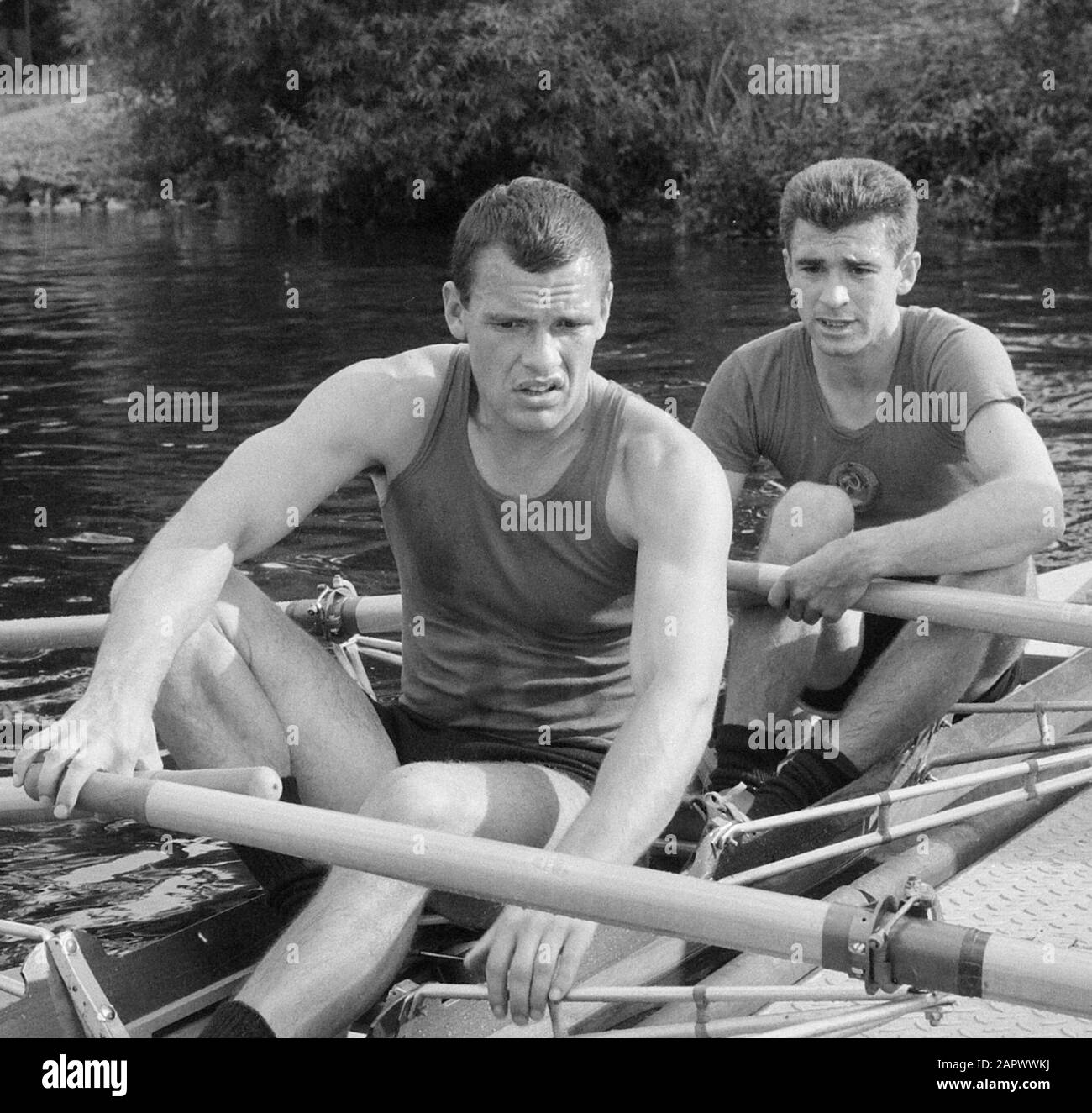 Russian rowing hi-res stock photography and images - Alamy