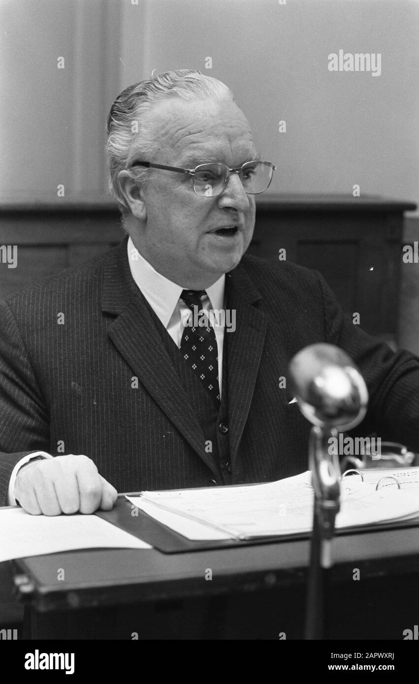 Hotel scratch Black and White Stock Photos & Images - Alamy