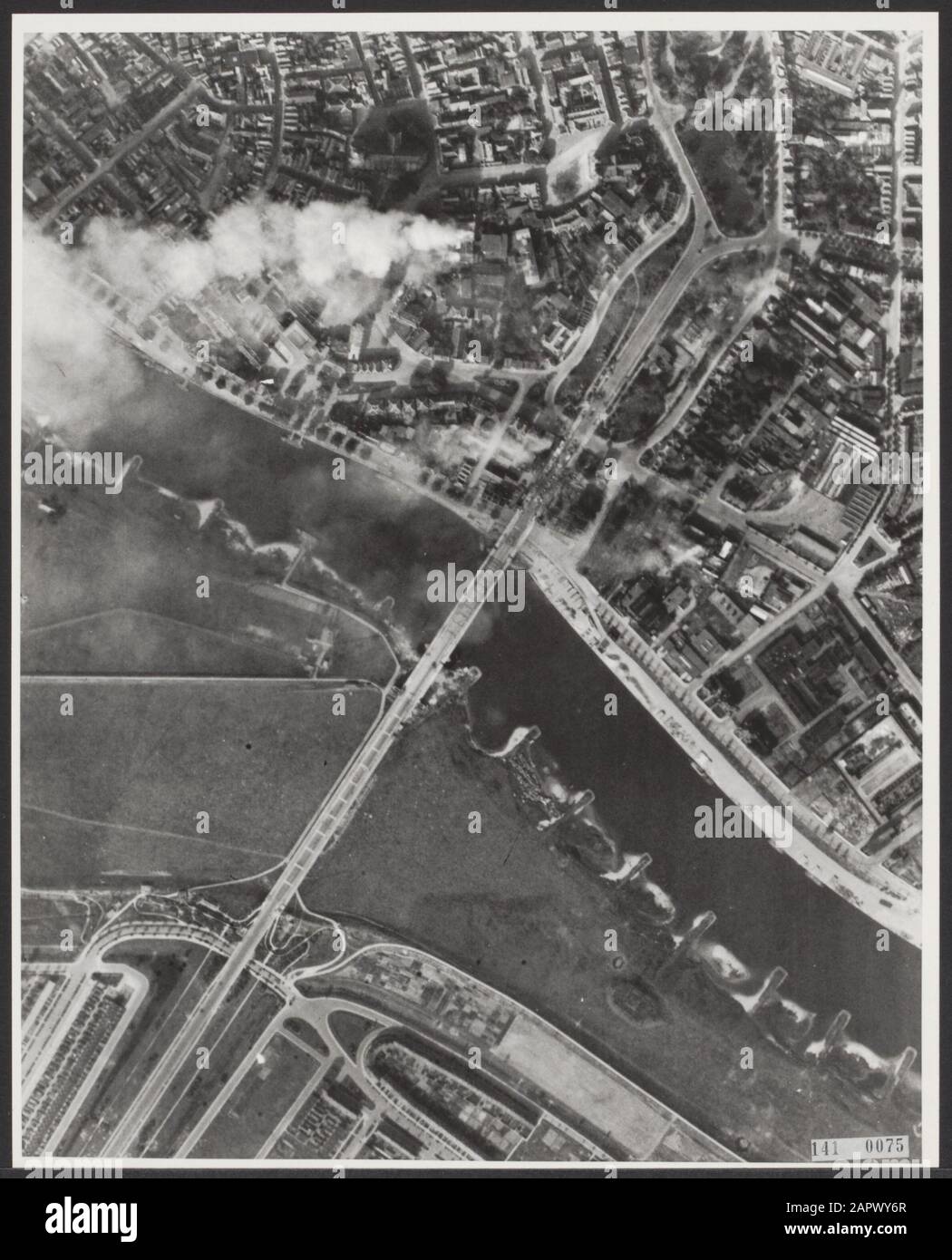Arnhem aerial attack hi-res stock photography and images - Alamy