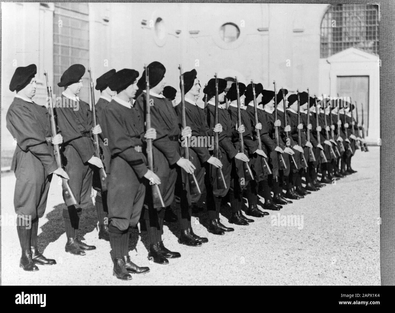 Rome: The Papal Swiss Guard in Vatican City Peloton in exercise uniform ...