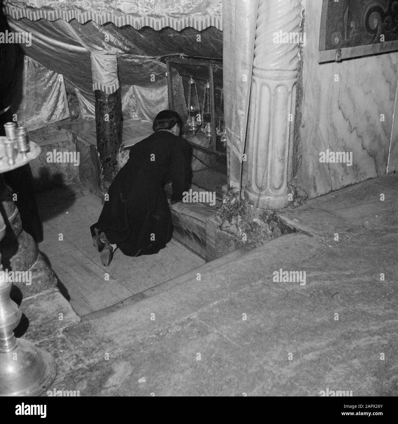 Middle East 1950-1955: Jordan Place of Jesus birth in the cave under ...