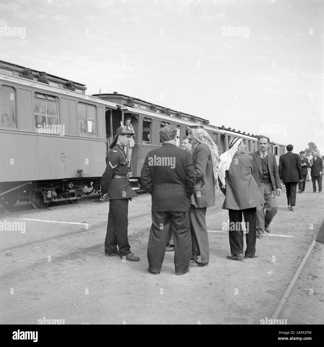 Middle east station train Black and White Stock Photos & Images - Alamy