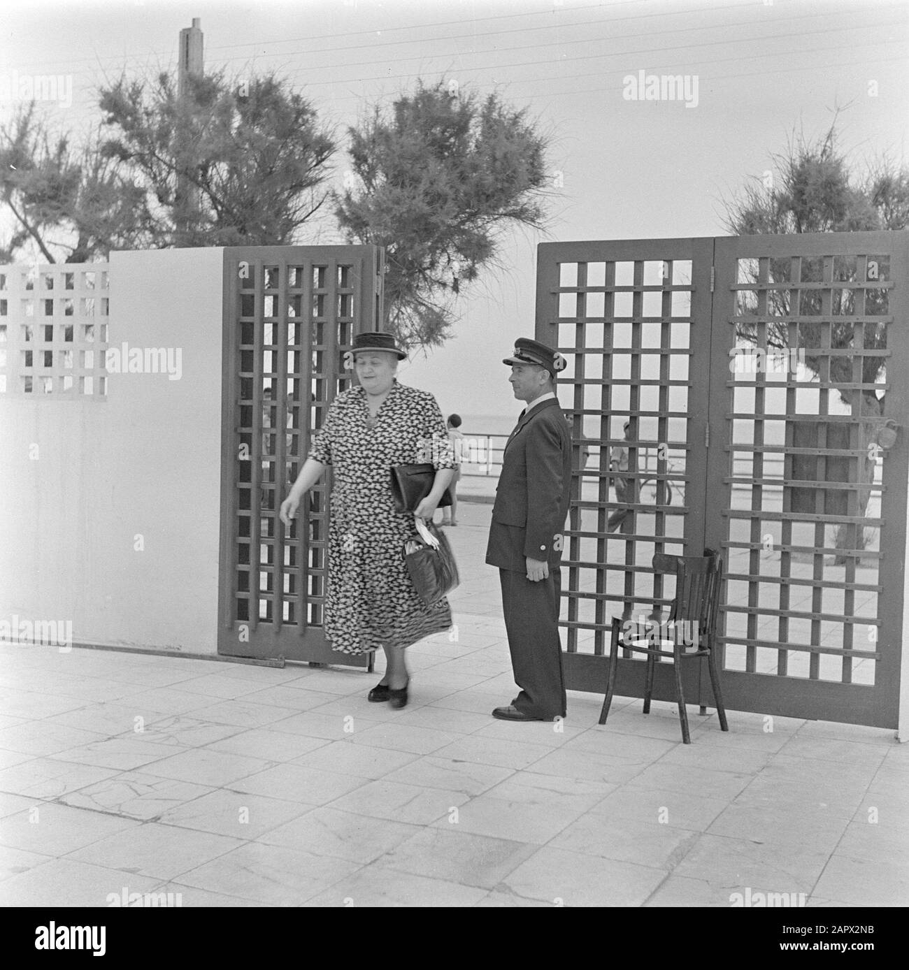 Female mp hi-res stock photography and images - Alamy