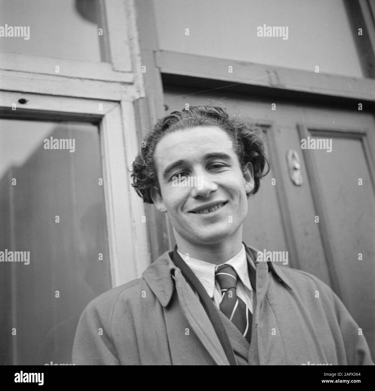 Shady characters Black and White Stock Photos & Images - Alamy