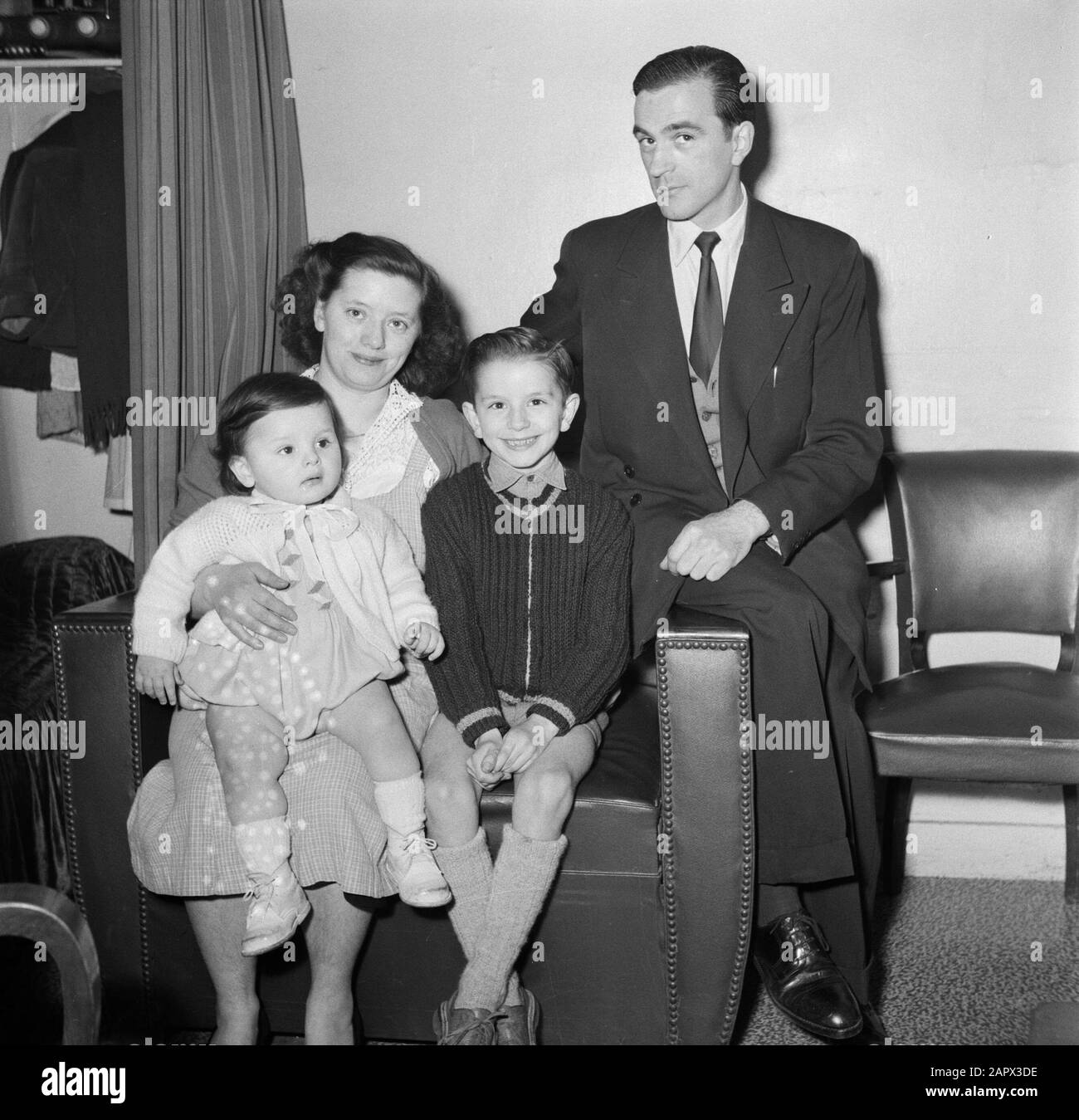 The daily work of a concierge in a Paris' apartment building Portrait ...