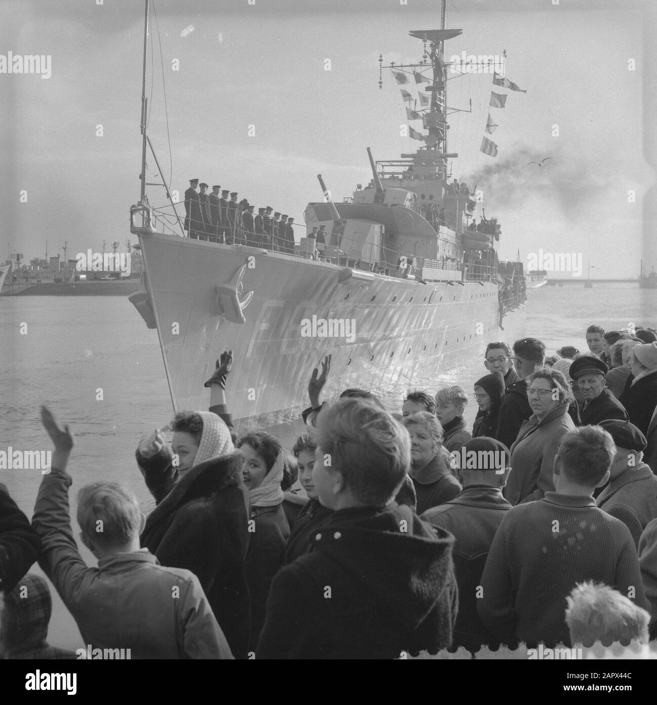 Departure of Hr. Ms. Dan. Fregat Kortenaer from Den Helder to New ...