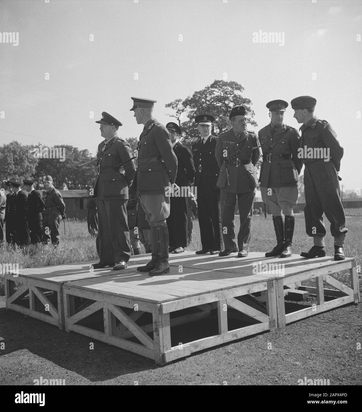 Princess Irene Brigade. Major General Phaff and Colonel James during a ...