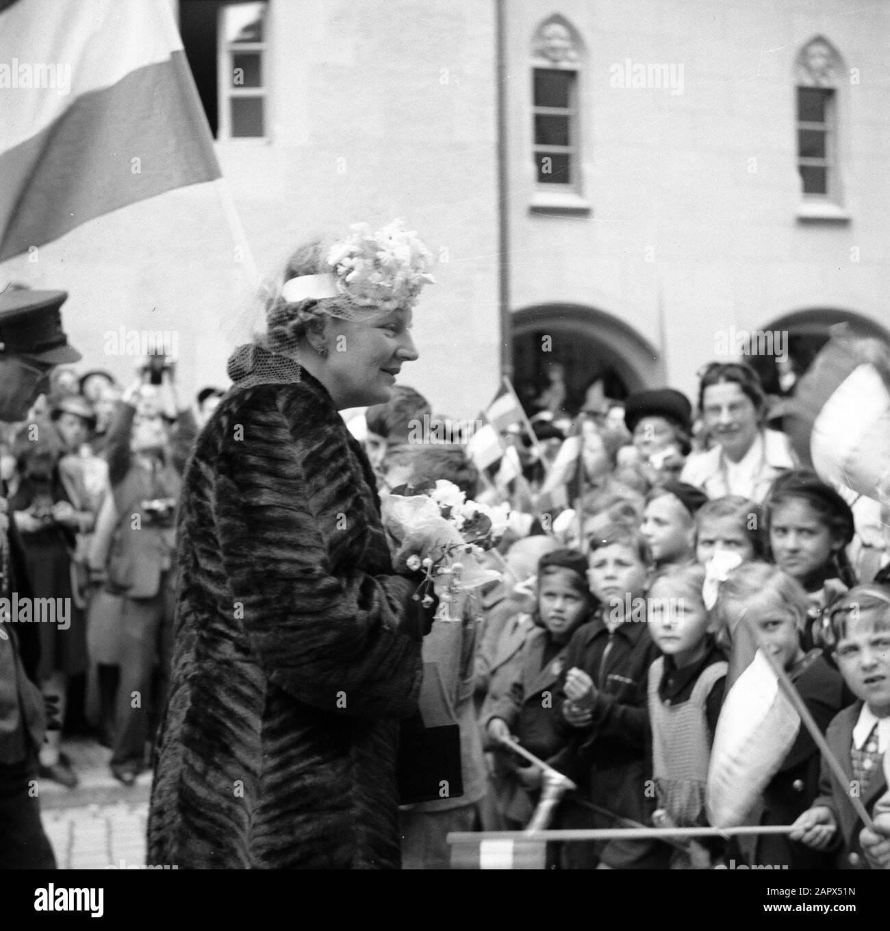 Official visit of Princess Juliana and Prince Bernhard to Switzerland ...