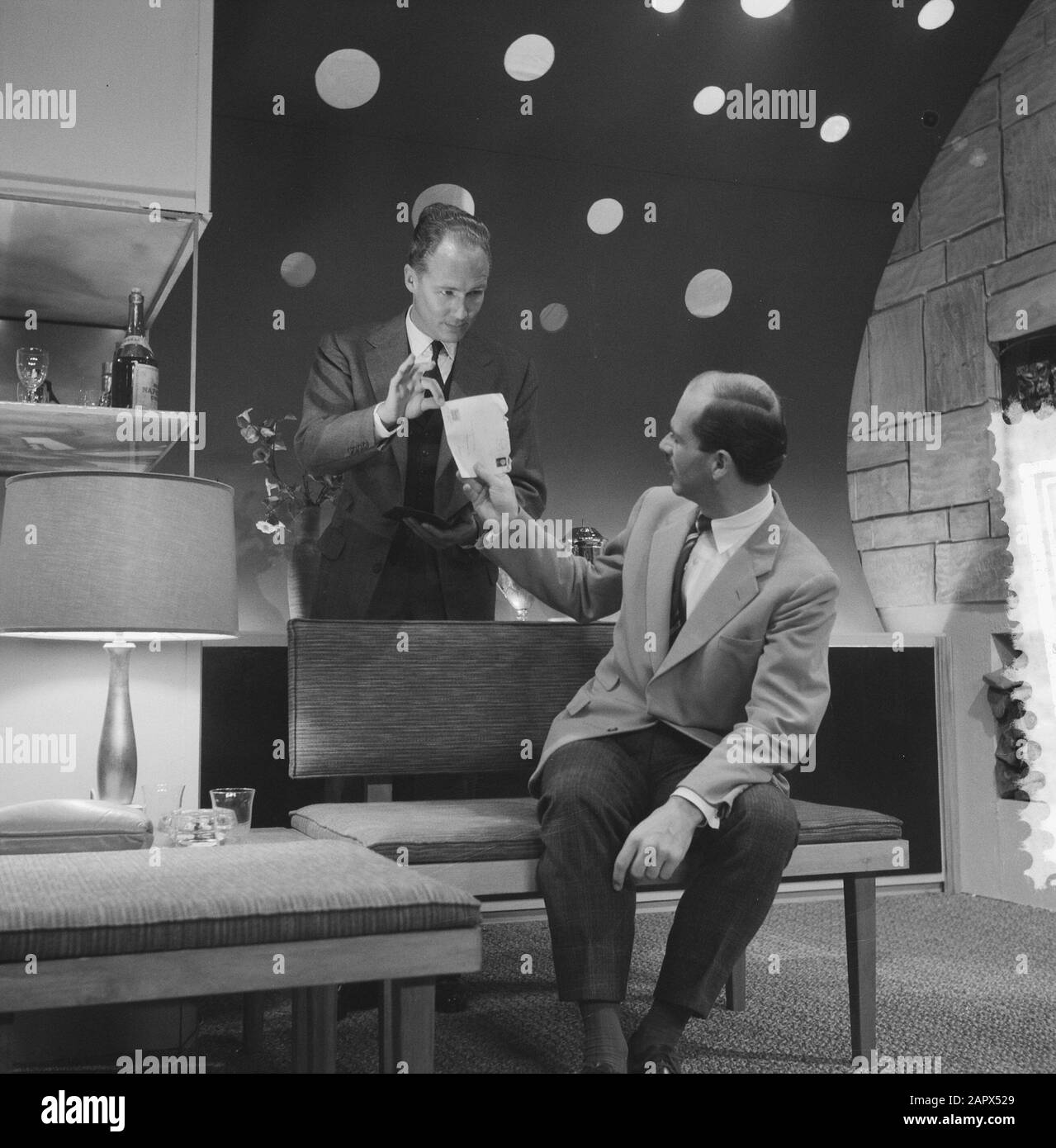 Killer games hi-res stock photography and images - Alamy