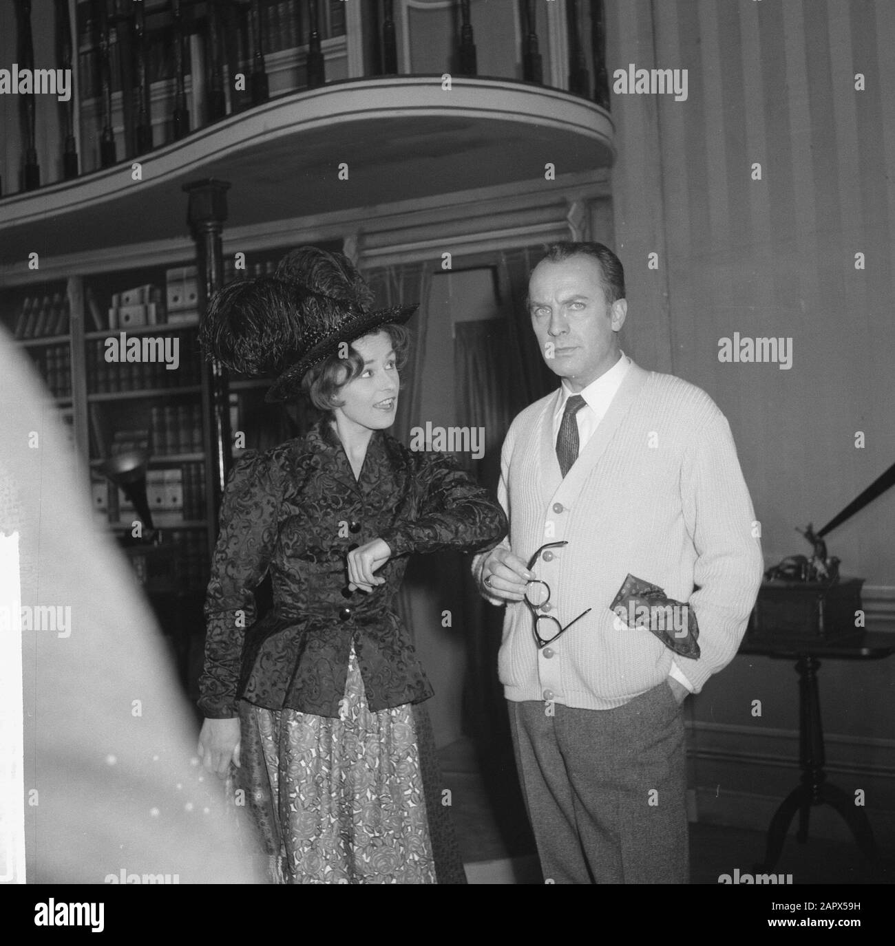 Actors my fair lady Black and White Stock Photos & Images - Alamy