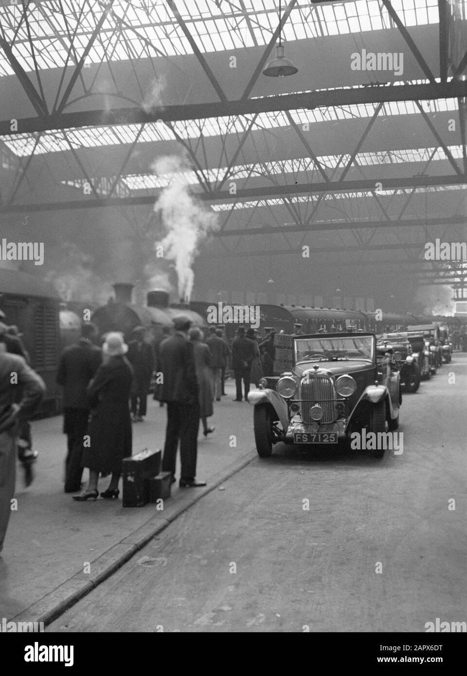 Caledonian station Black and White Stock Photos & Images - Alamy