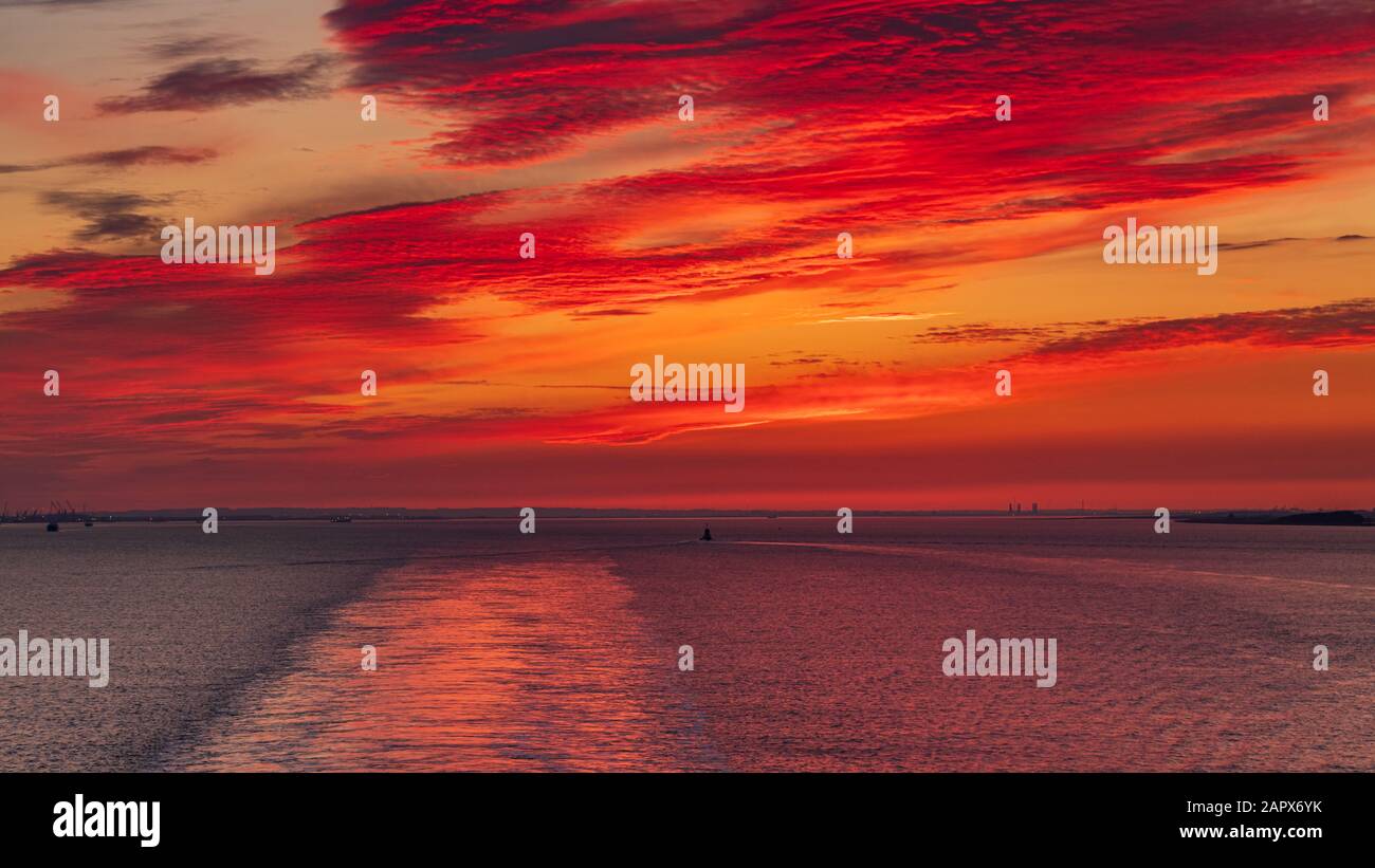 Sunk island uk hi-res stock photography and images - Alamy