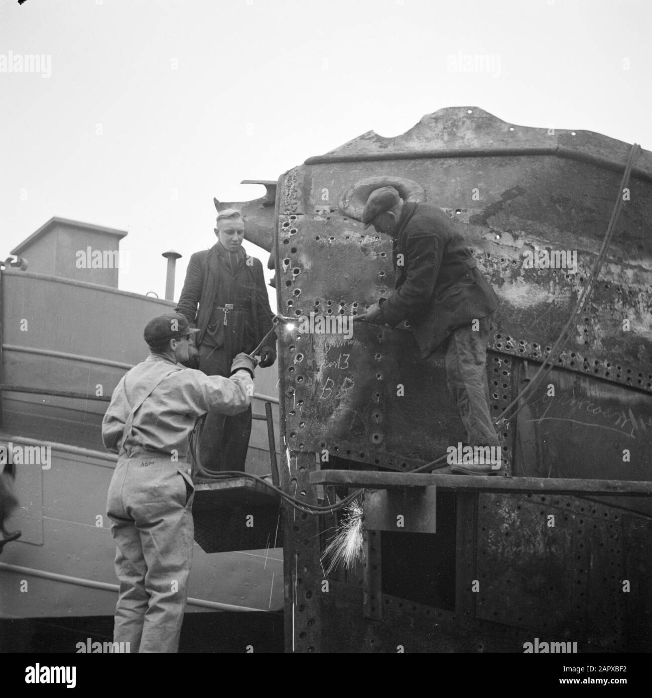 Shipbuilding with rivets Black and White Stock Photos & Images - Alamy