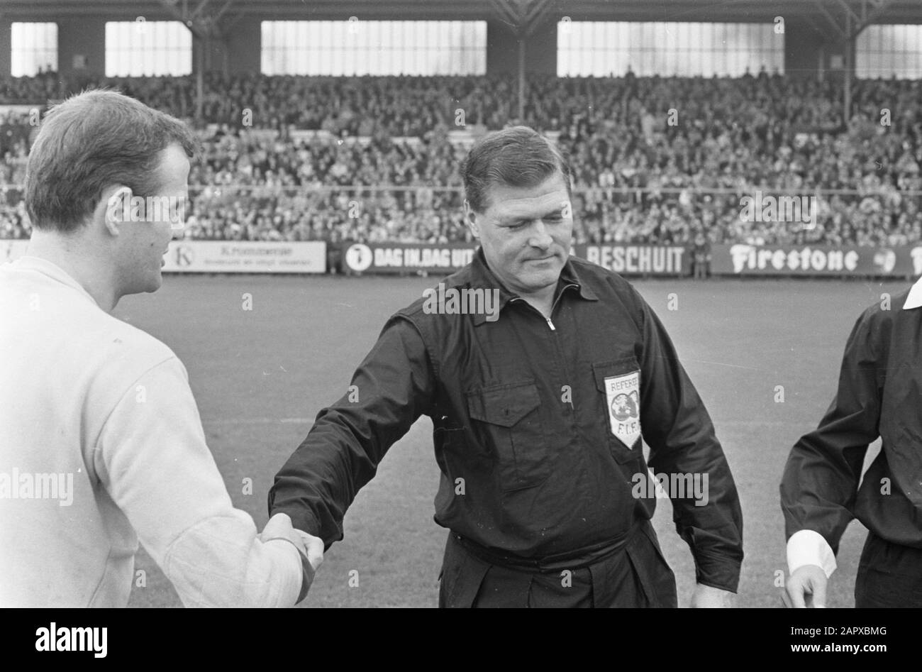 Referee roomer hi-res stock photography and images - Alamy